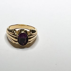 Vintage Costume Jewelry Ring Gold Faux Amethyst Birthstone Ring Unique Band Faceted Faux ...