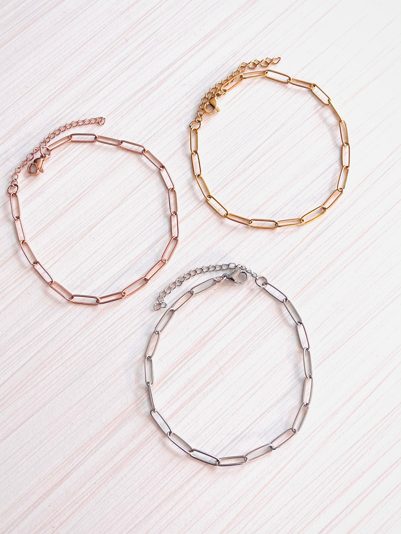 Chain Link Bracelet W/clasp - Paper Clip Style - Choose From 3 Finishes ...