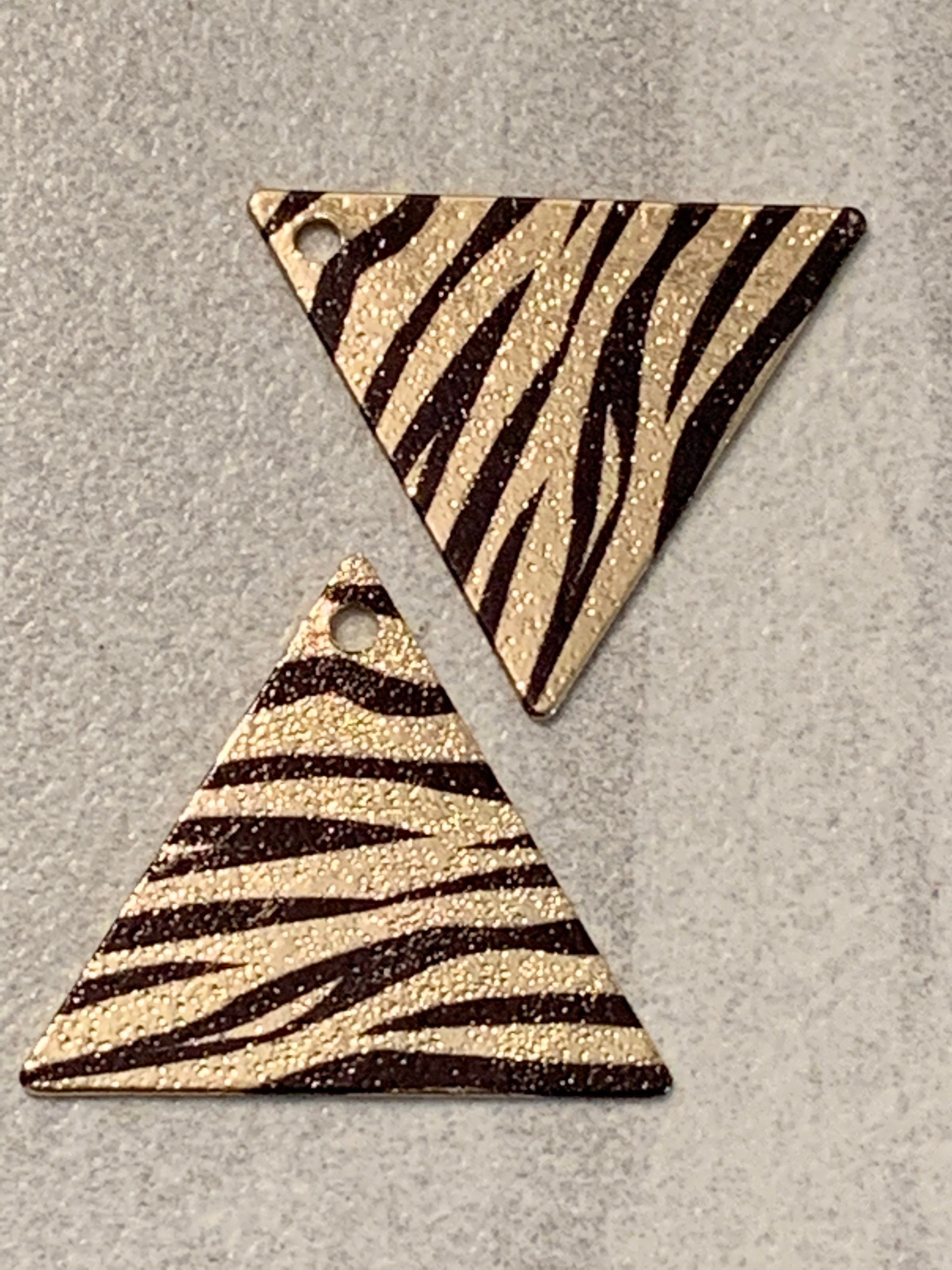 Set of 2 Animal Print Striped Sparkle Dust Triangle Shaped - Etsy