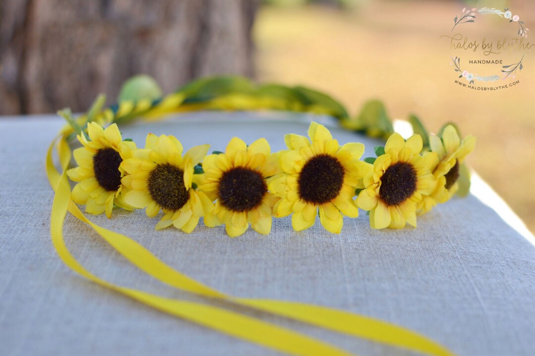 The daisy Floral Halo Crown // Summer Festival Crown, Boho Crown ...