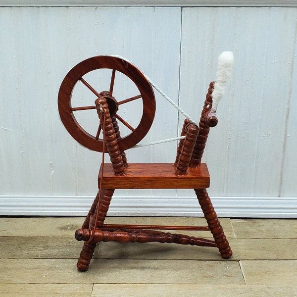 Mini Spinning Wheel - Etsy