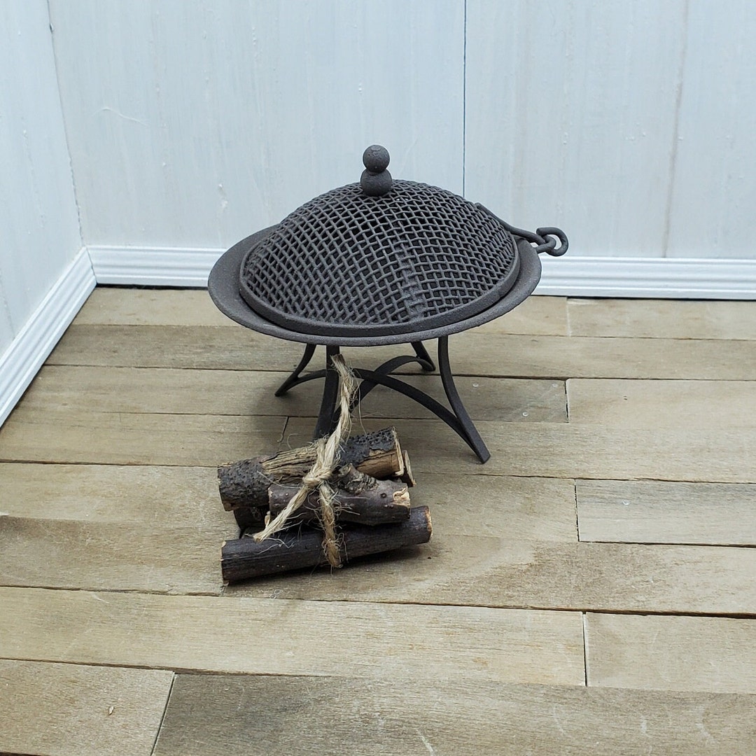 Miniature Dollhouse Backyard Fire Pit With Bundle of Logs, Realistic ...