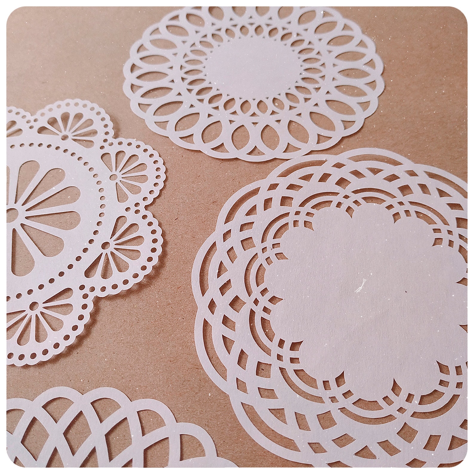 Paper Doilies I SVG / PNG / SILHOUETTE Cutting File for Desserts ...