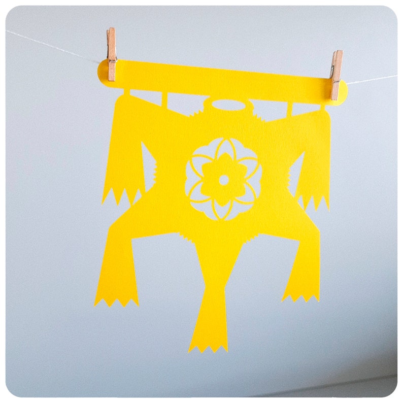 Posada SVG / PNG / SILHOUETTE Mini Papel Picado Garland Cutting File ...