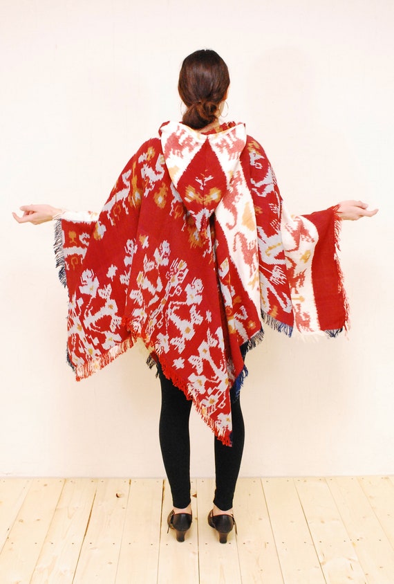 1970's/80's Red KOMODO Indonesian IKAT Hand Made Wove… - Gem