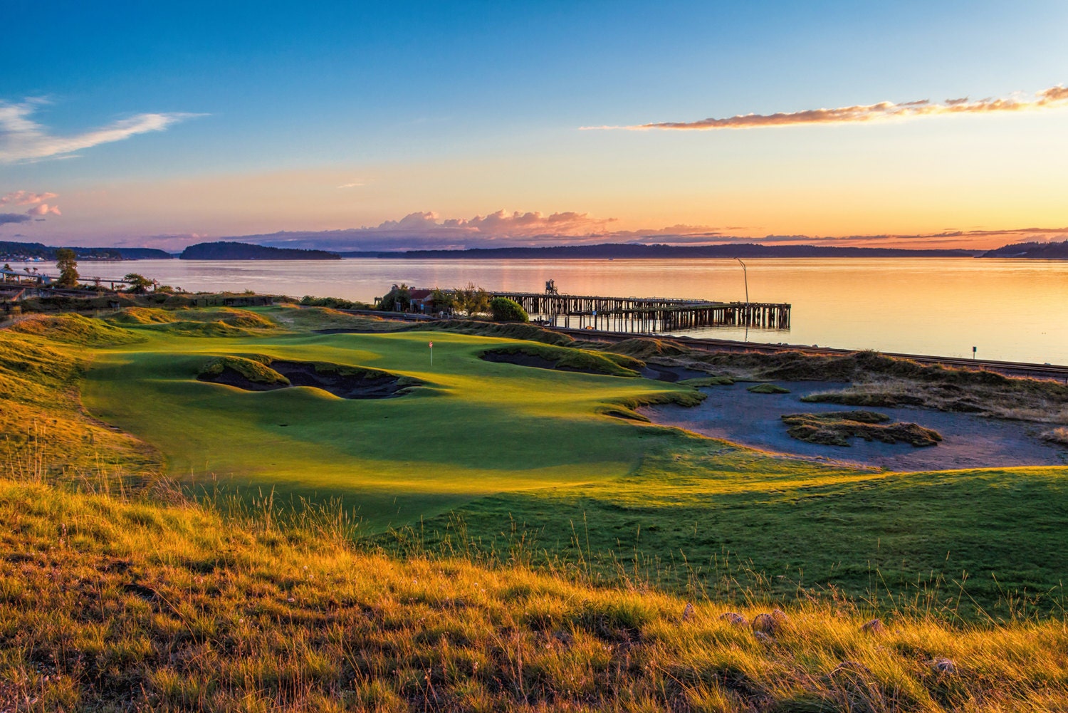 Chambers Bay Golf Course, Hole #17 - Fine Art Golf Prints - Etsy