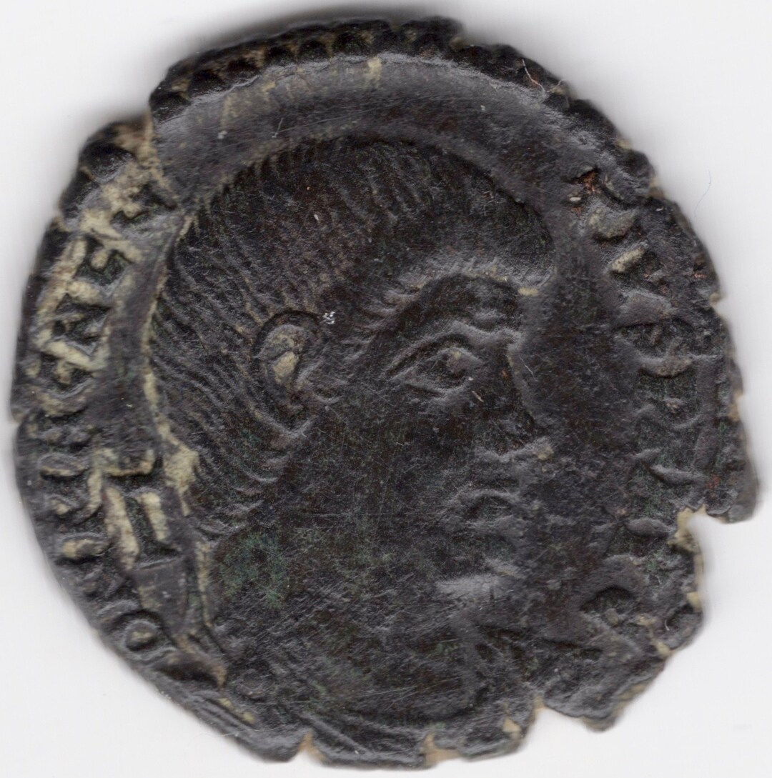 Ancient Roman Nummus Magnentius, 350-353 (C260) - Etsy