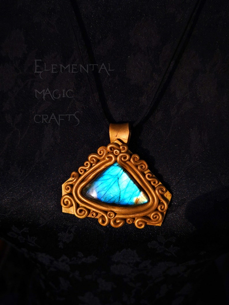 Freya Freyja Blue Spectrolite Pendant Labradorite Brísingamen - Etsy