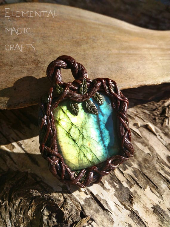 Tapio Spectrolite Labradorite Pendant Finish God of Forests - Etsy
