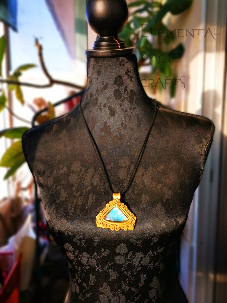 Freya Freyja Blue Spectrolite Pendant Labradorite Brísingamen - Etsy