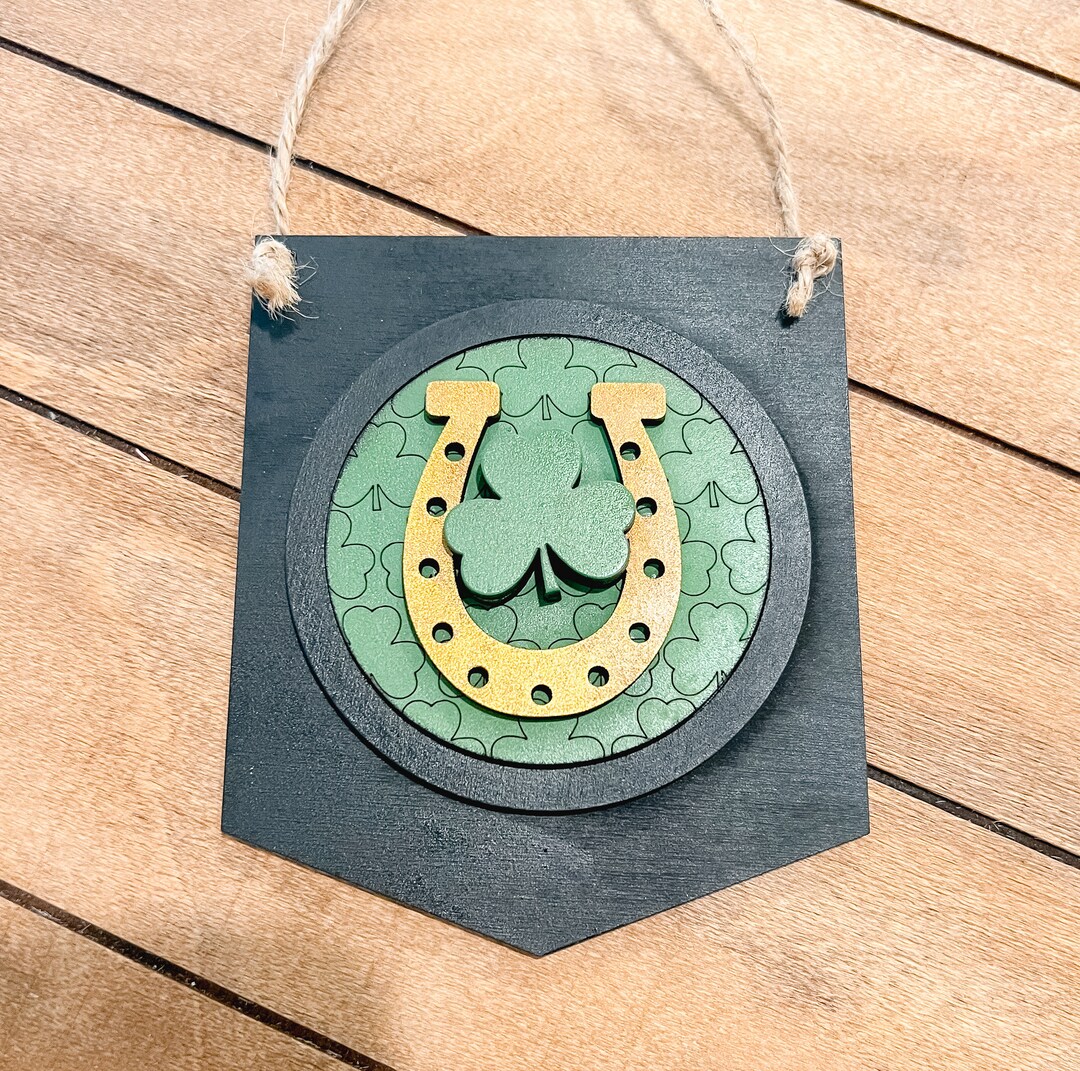 Shamrock Horseshoe 3-inch Insert for Interchangeable Seasonal Sign ...