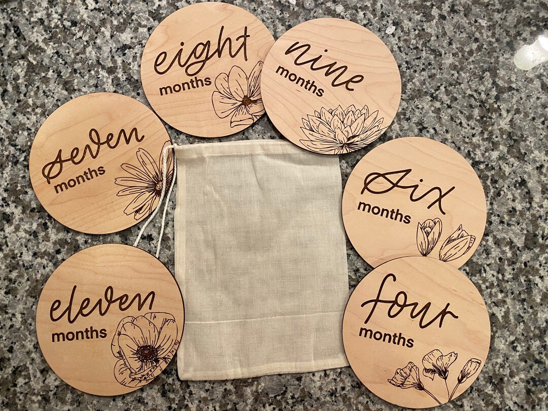 Baby Monthly Milestone Rounds, Baby Milestone Photo Prop - Etsy