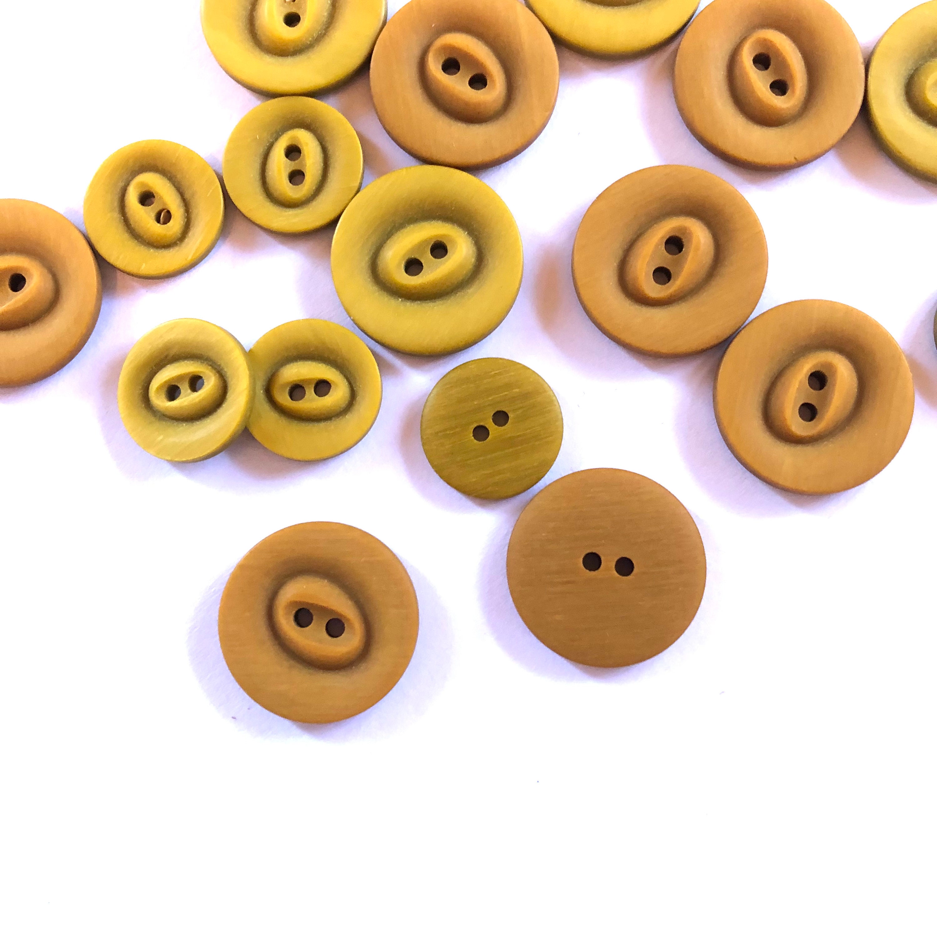 Hermosos botones de color marrón caramelo y amarillo ocre | Etsy