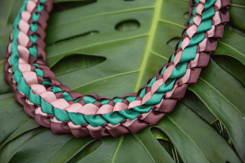 Deluxe SATIN RIBBON LEI Army // Camo colors | Etsy