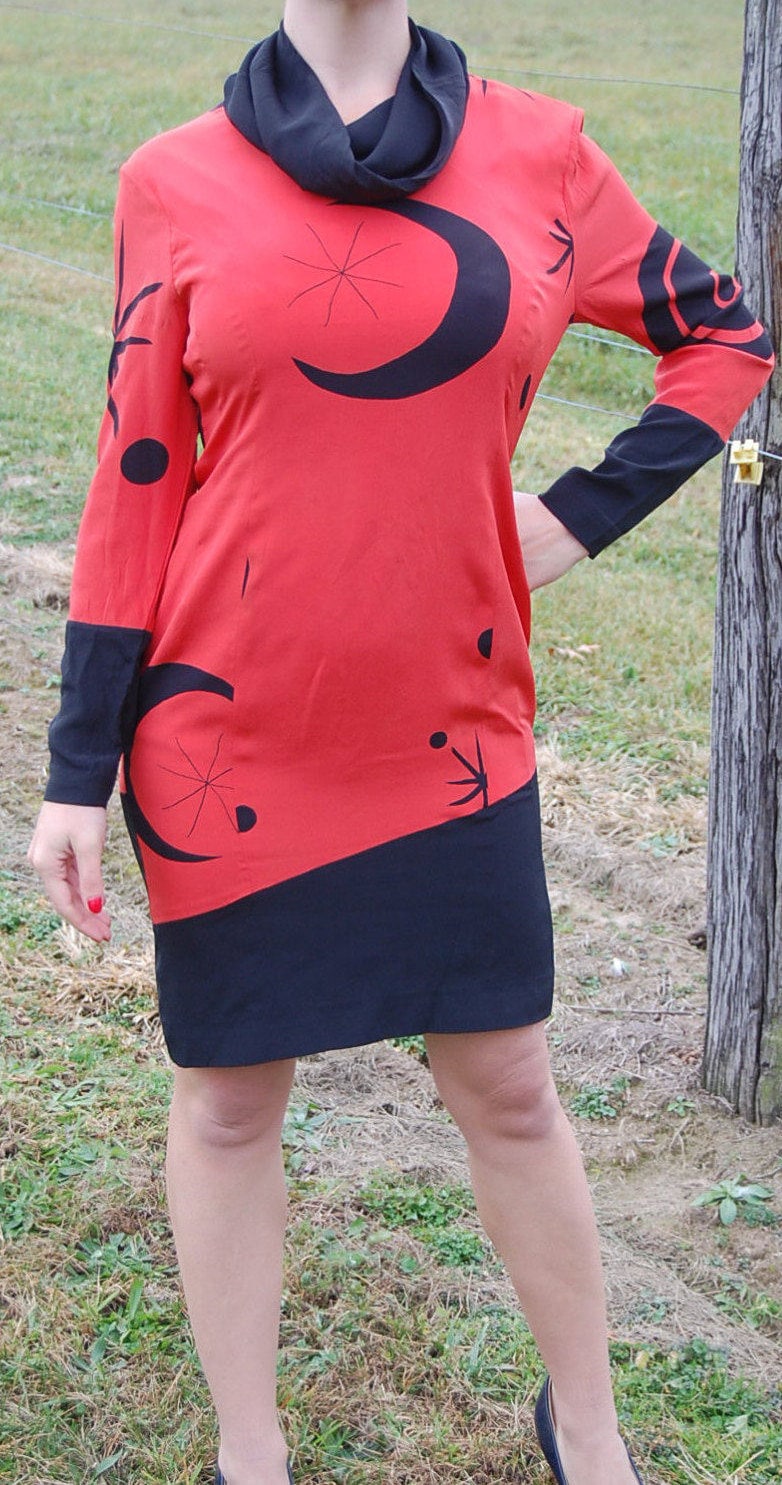 80s | 90s Crescent Moon and Stars Astronomy Dress in Orange & Black ...
