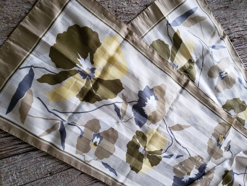 Vintage Silk Scarf Mod Scarf Head Scarf Neck Scarf Silky - Etsy