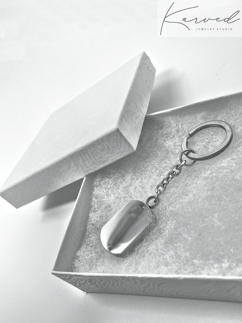 Custom Urn Keychain Cremation Keychain for Ashes Photo - Etsy