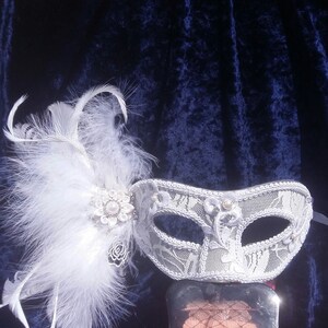 Ivory White Beaded Lace Masquerade Mask With Feathers,winter Masquerade ...