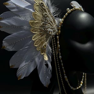 Elegant White Gold Feathered Headdress With Chain,rhinestones,beads ...