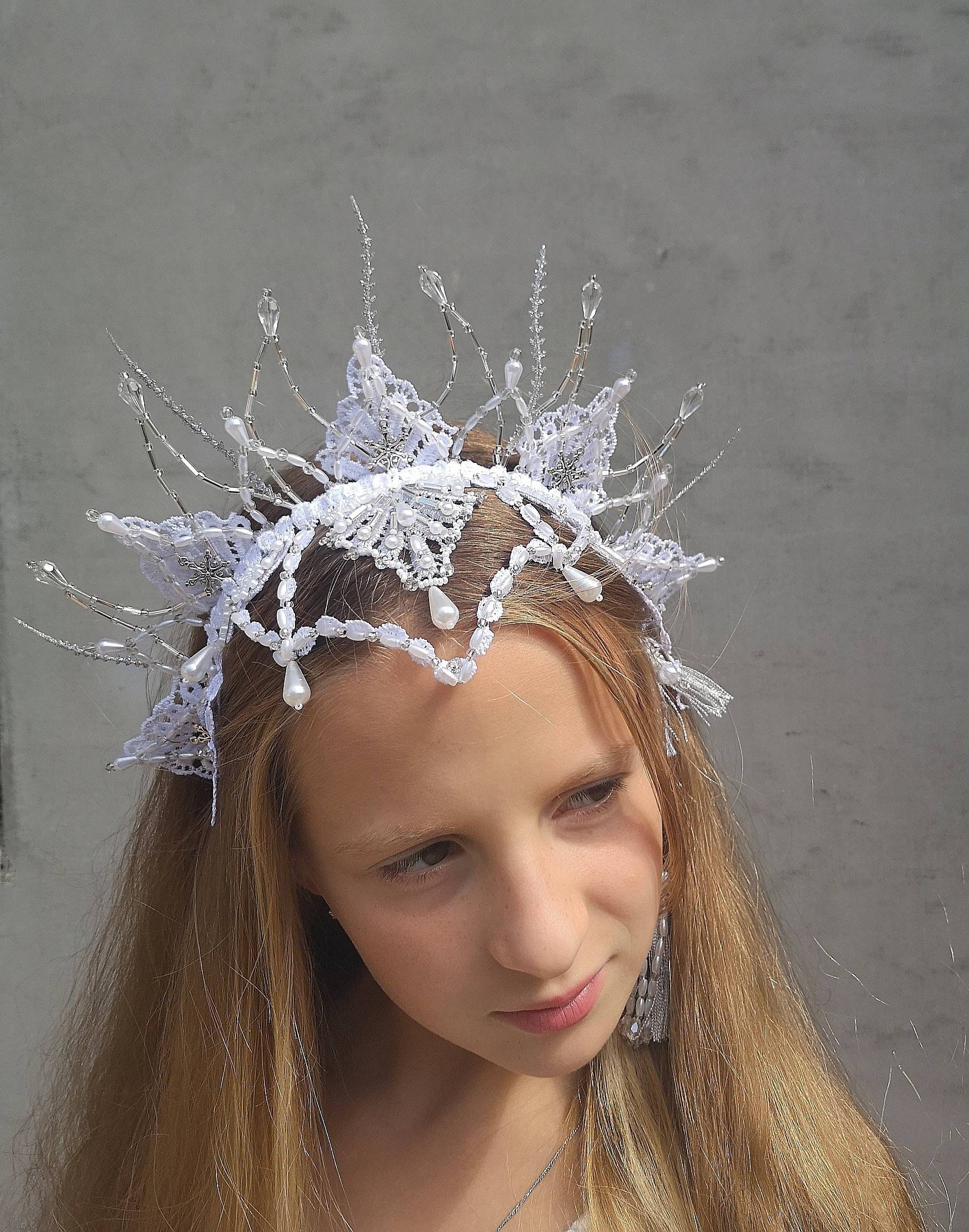 Snow Queen Crownsnowflake Spike Beaded White-silver - Etsy