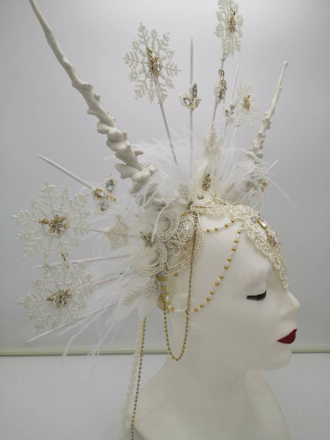 Ivory gold Snow queen horn spike headpieceWhite feather Lace | Etsy