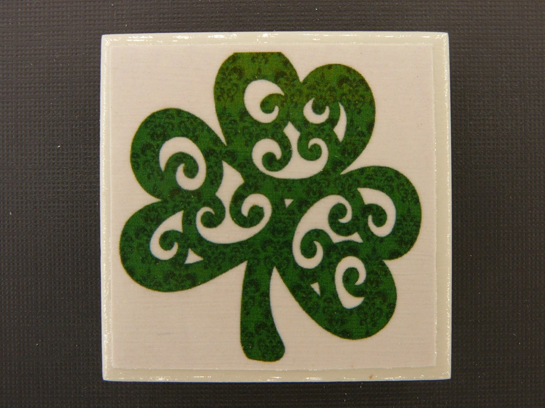 Shamrock Magnet - Etsy