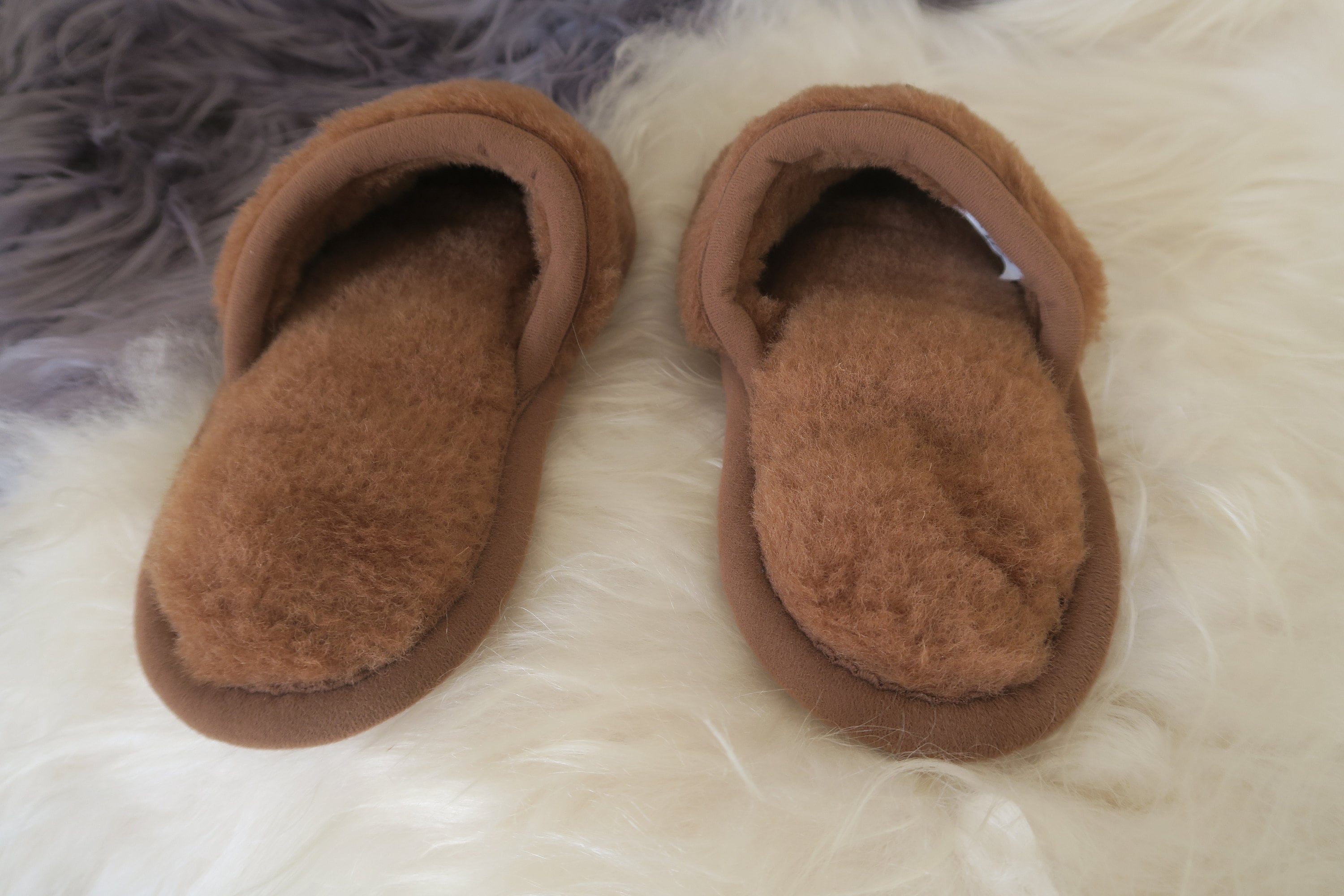 Camel Brown Wool Womens/ Mens Slippers - Ladies Sheepskin Flip Flops ...