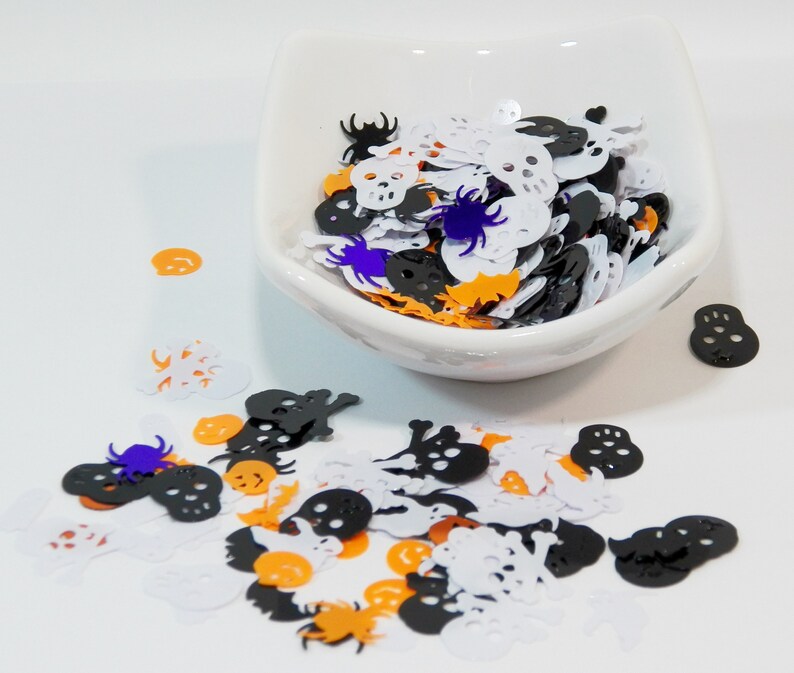 Halloween Mix Confetti 14-19 Mm Sizes Skulls Spiders | Etsy