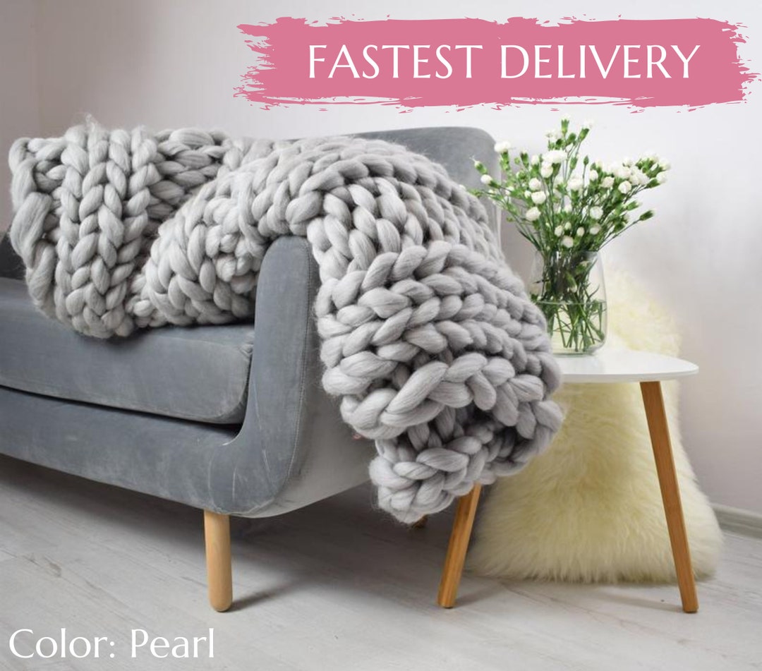 Chunky Knit Blanket, Knit Blanket, Giant Throw, Arm Knitting, Stripped ...