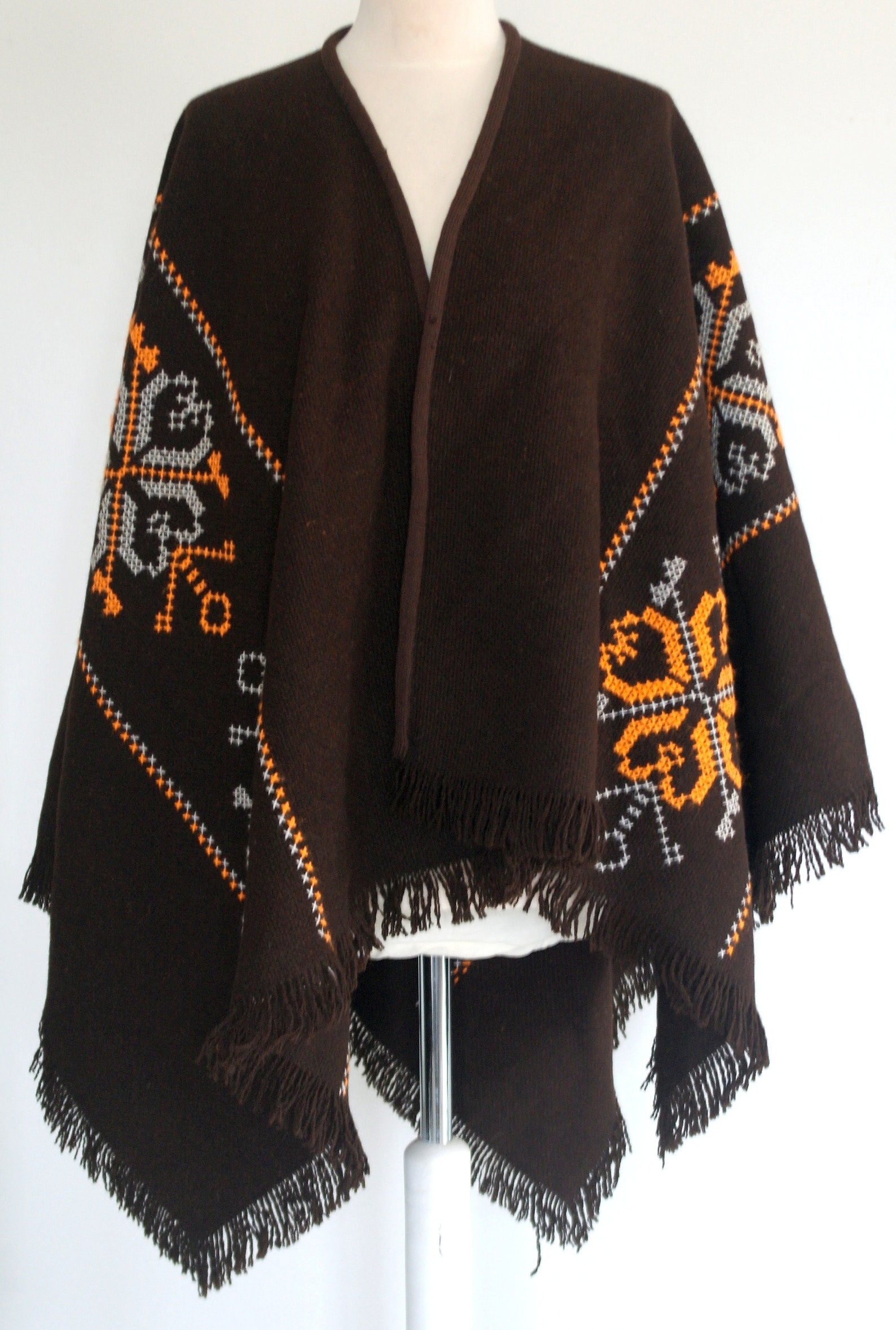 Vintage Brown Shawl, Handmade Embroidery, Shawl, Tassel Blanket Wrap ...