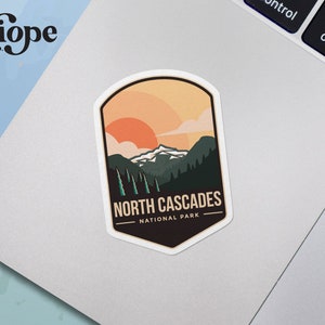 North Cascades National Park Badge Sticker, US National Parks Decal ...