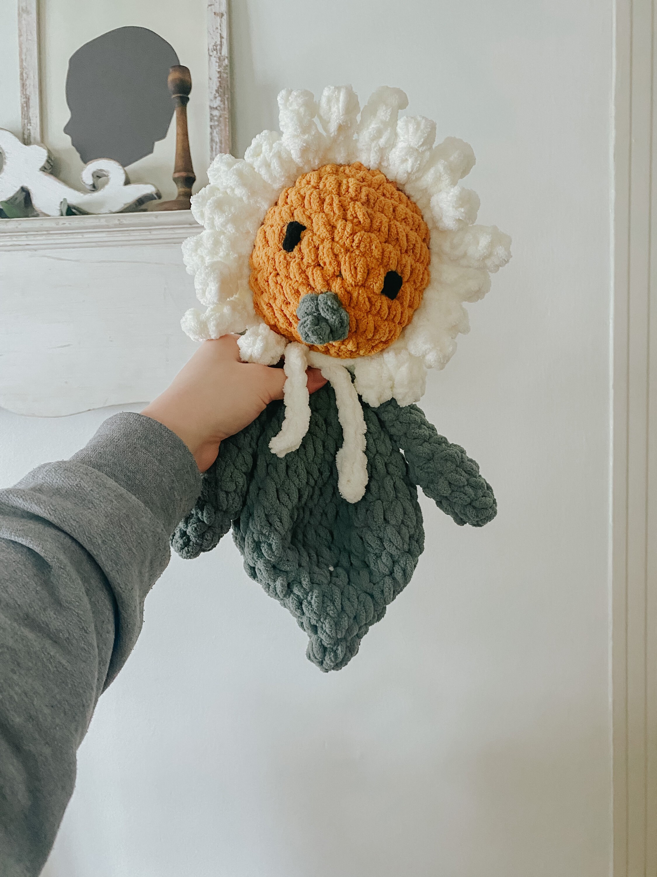 Flower Baby Lovey / Flower Snugglier/ Daisy Lovey - Etsy