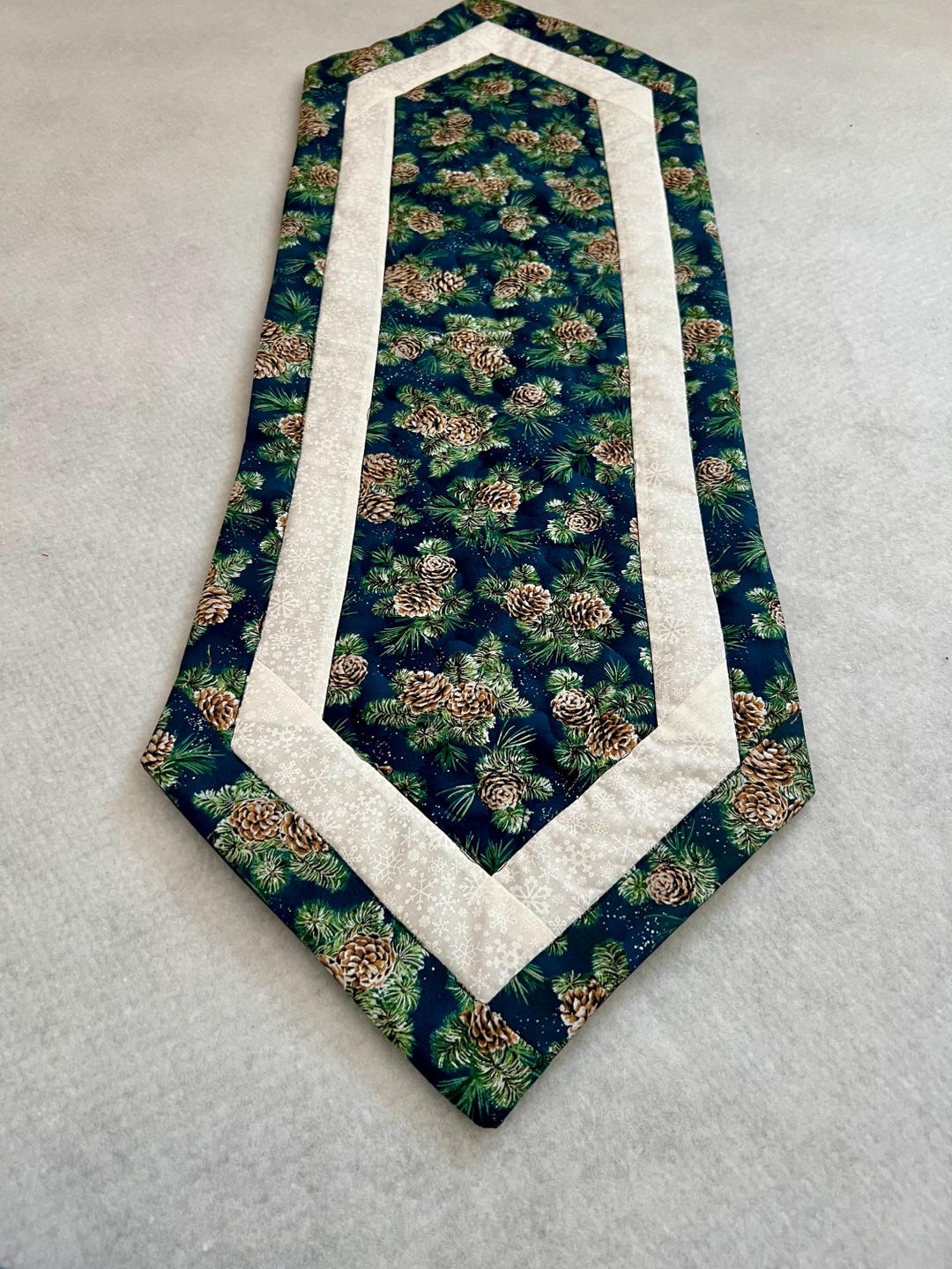 36 Inch Winter Pine Cones Table Runner, Handmade Quilted Winter Table ...