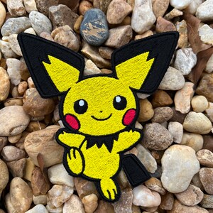 Pikachu Pokémon Iron on Patch/ Pokémon Patch - Etsy