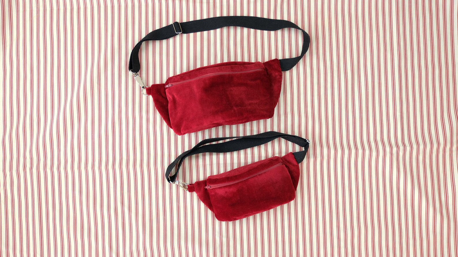RED VELVET Waist Bag Big Size - Etsy