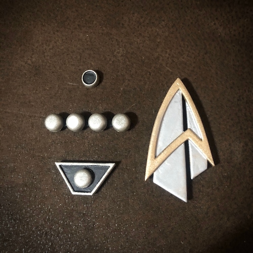 Star Trek TNG/DS9/VOYAGER Uniform Pip's and Com Badge Set - Etsy