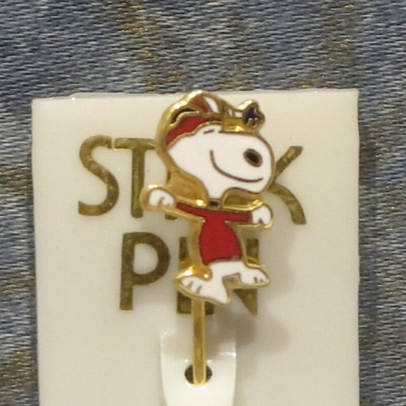 Snoopy Enamel Stick Pin Gem