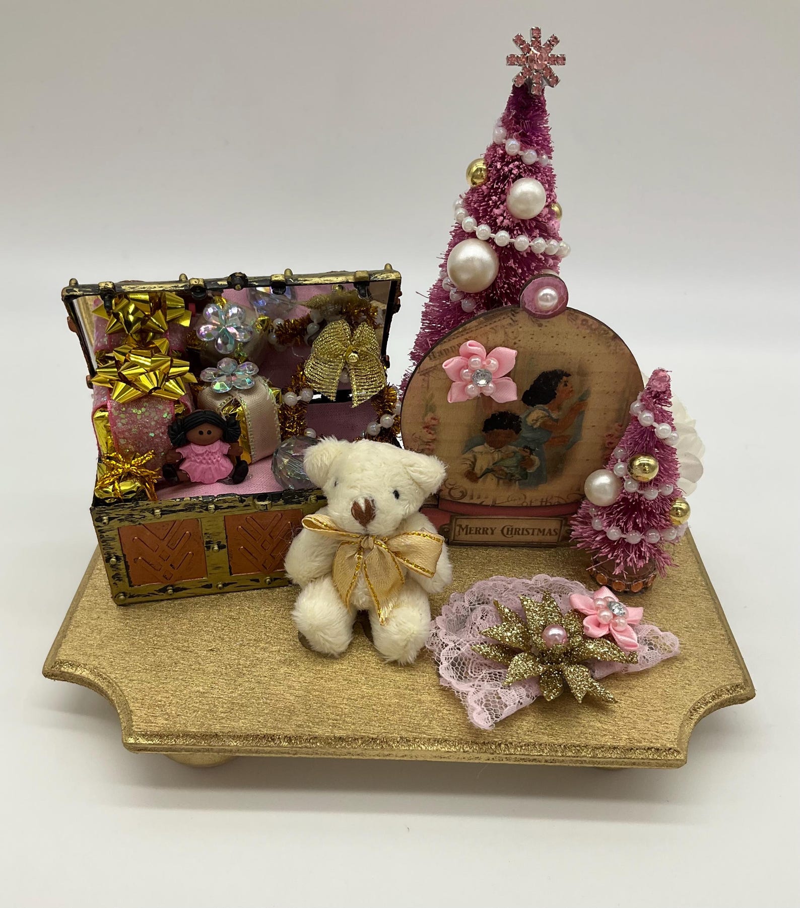 Vintage Inspired - Vignette Design Pink With Painted Children's Plaque ...