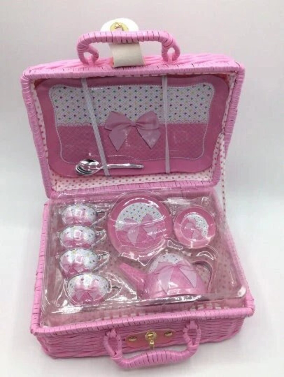 Children's Pink Bow Tea Set With Serving Tray and Wicker Carry Case ...