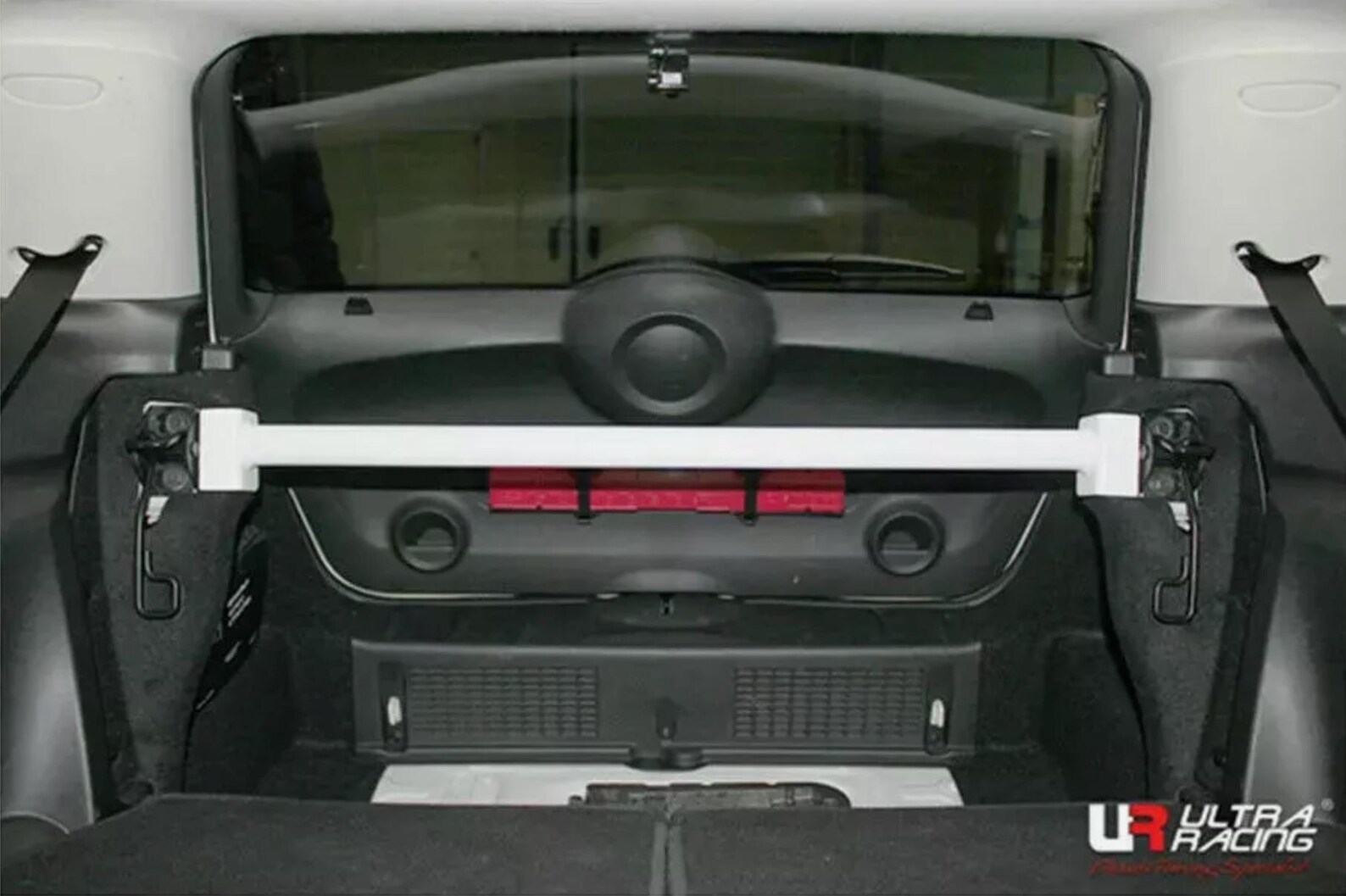 Rear Strut Bar Ultra Racing for 2006-2014 Mini Cooper S / Club Man 1.6T ...