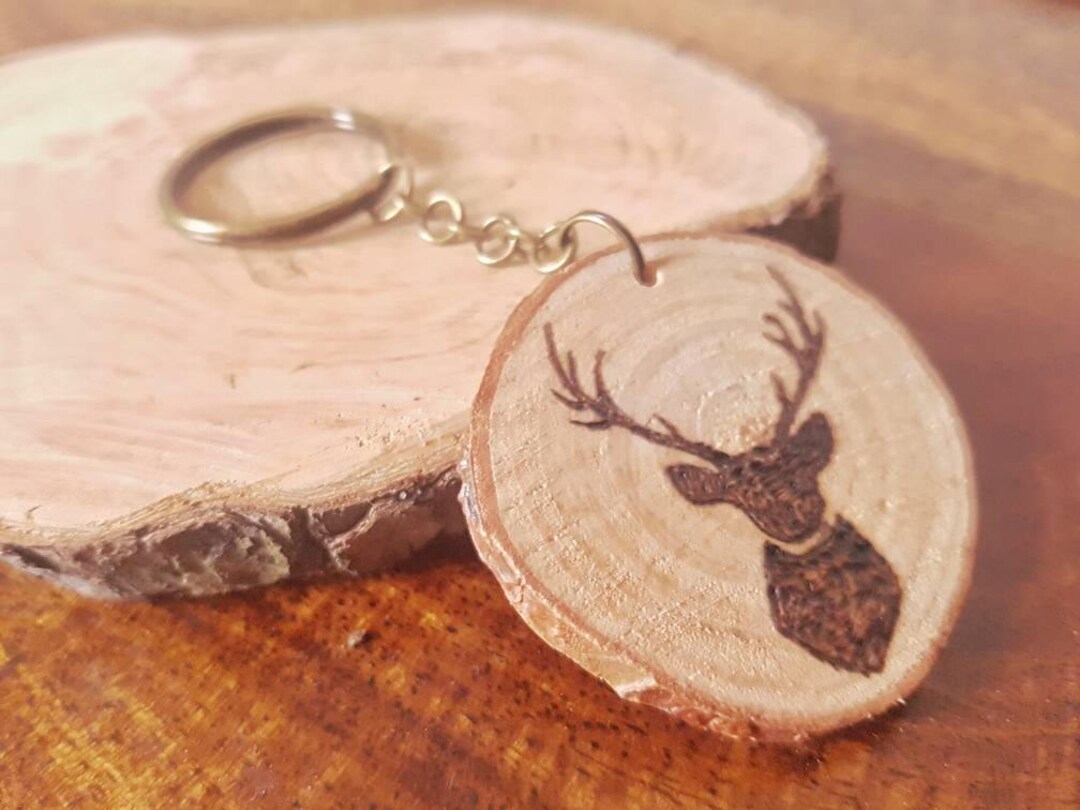 Stag keyring, autumn gifts, rustic wood decor, deer keyring, wooden ...