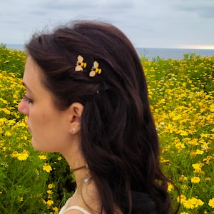 Crystal Enamel Bee Hair Pins, Gold Wedding Hair Accessory - Etsy