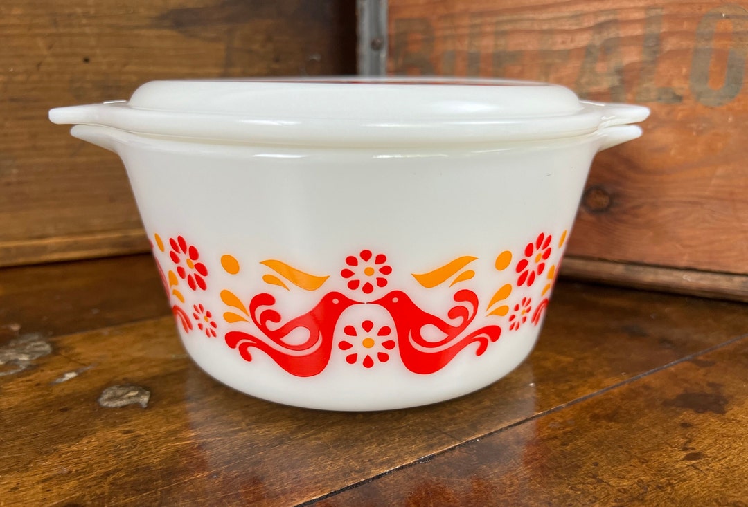 Vintage Pyrex Friendship Casserole Dish 473 With Lid| Round White ...