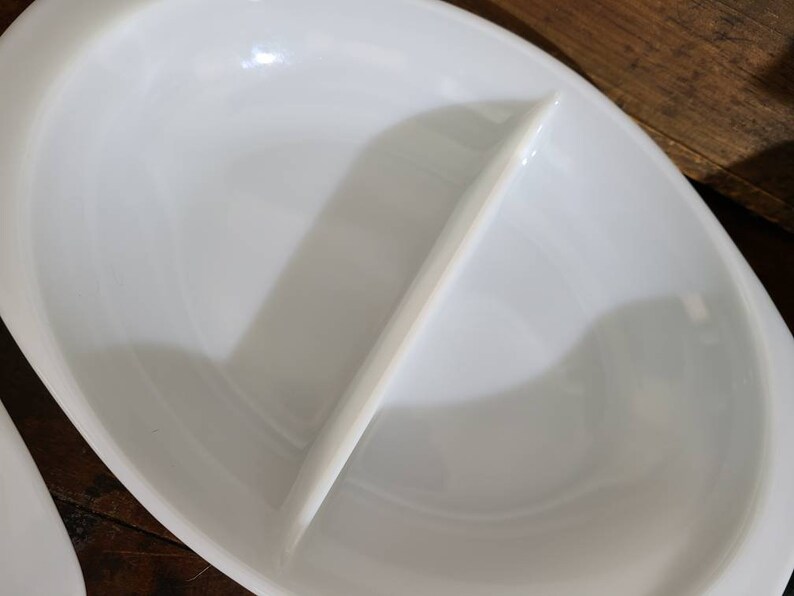 PYREX WHITE Casserole Dish Divided 1063 1 1/2 Quart Rustic - Etsy