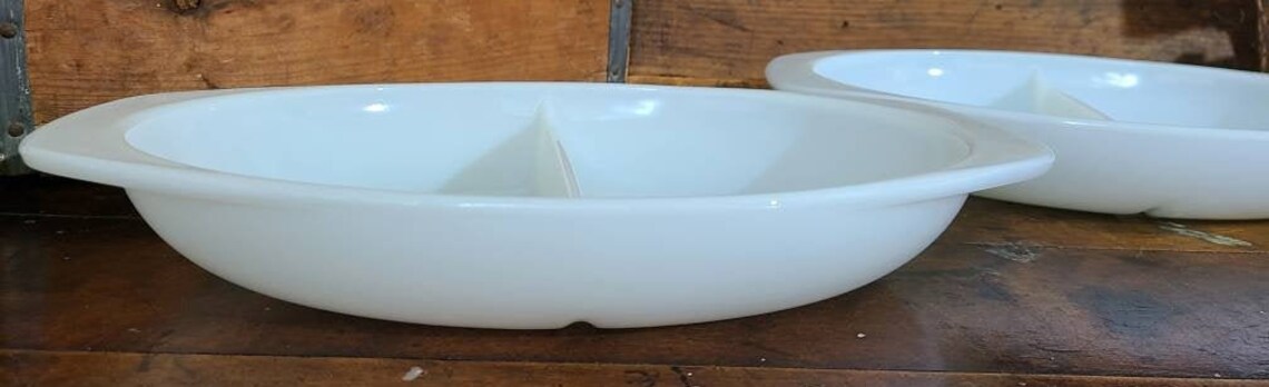 PYREX WHITE Casserole Dish Divided 1063 1 1/2 Quart Rustic - Etsy