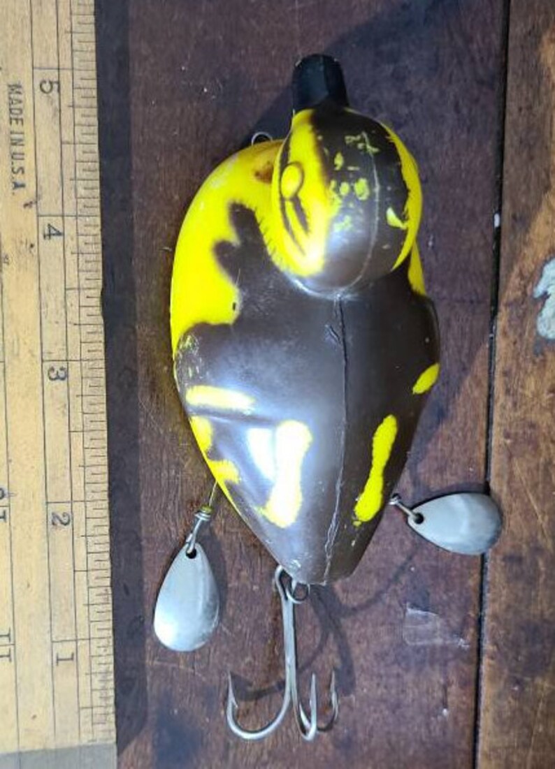 Vintage BILL SZABO Cree Duk Duck Fishing Lure Yellow & Brown | Etsy