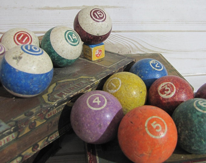 Vintage Pool Balls Double Bullseye White Numbers Striped Billiard Balls ...