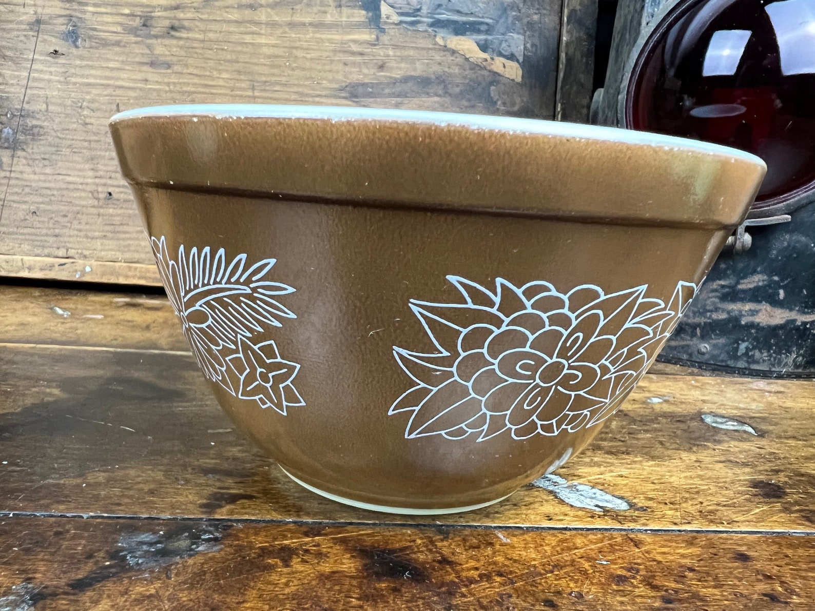 Pyrex WOODLAND Brown Mixing Bowl White Floral Design 401 Nesting Batter ...