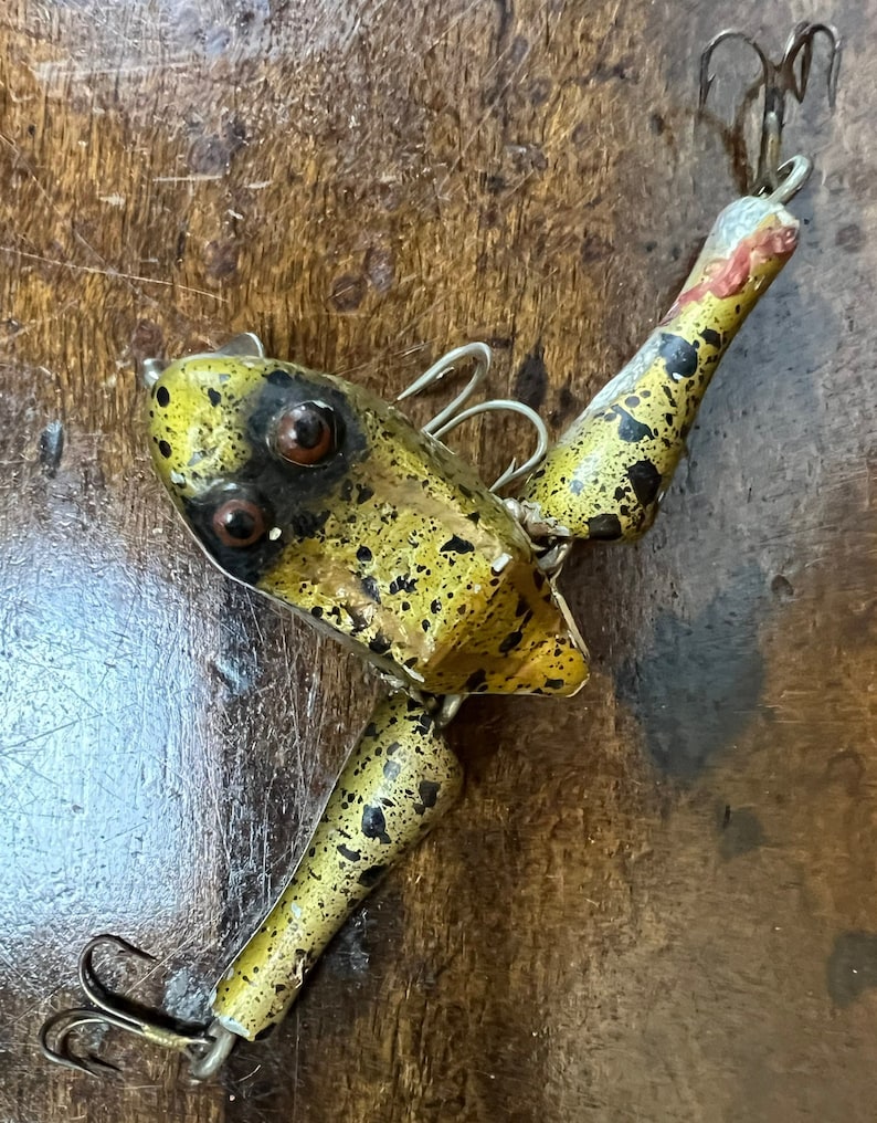 Vintage PAW PAW Wotta FROG Fishing Lure ~tackle Bait~ Green Black ...