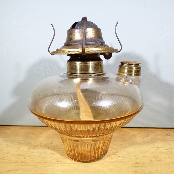 P and a Mfg Oil Lamp - Etsy